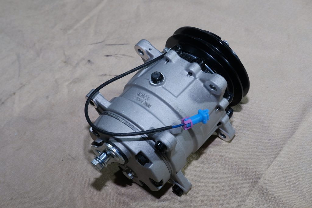 DZ95189154010 Air conditioning compressor